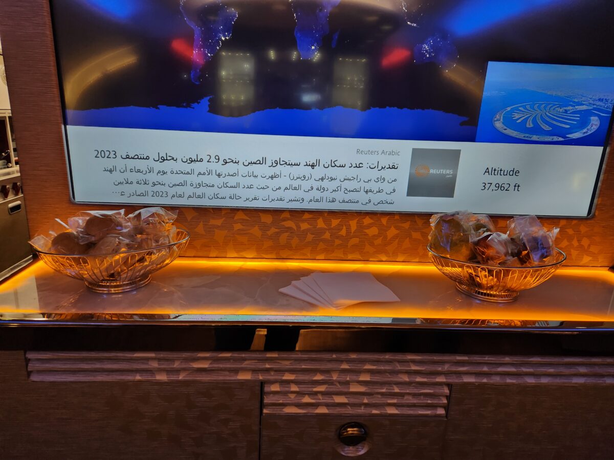 Emirates First Class Food Review + Menu - Christchurch to Sydney