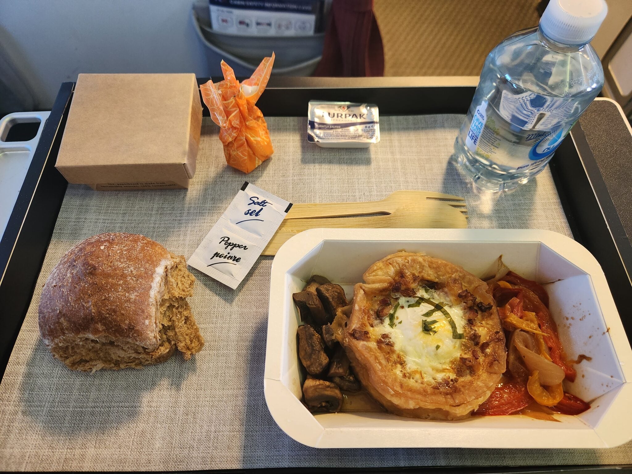 Rex Airlines Business Class food review + photos (SYD-MEL)