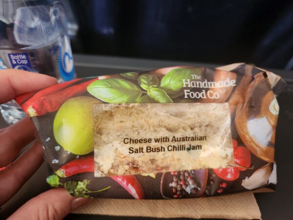 Qantas Economy Food Review + photos (Melbourne-Sydney)